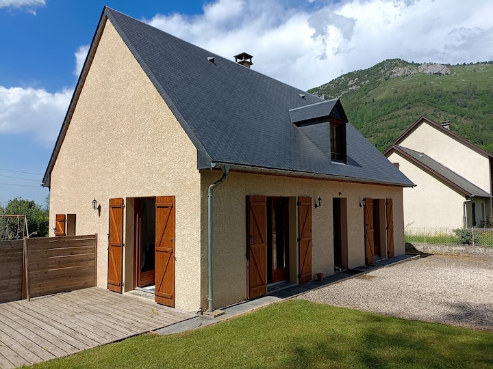 Maison Type Chalet  Hautes Pyrenees - Bagnères-de-Bigorre