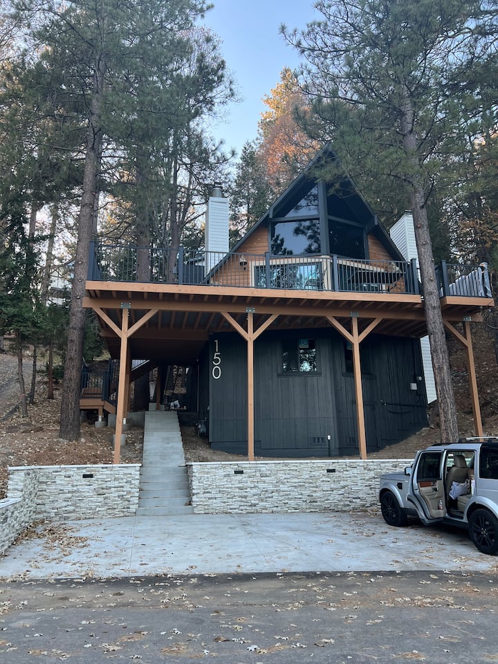 Lake Arrowhead Getaway - Crestline, CA