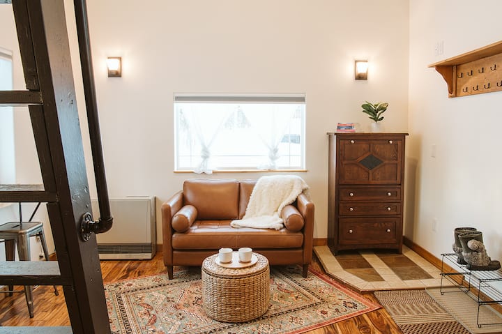 Palmer Vacation Rentals | Airbnb