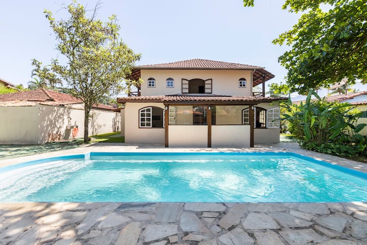Sobrado 6 Suítes: Piscina, Smartv, A/c, Churrasq. - Ilhabela