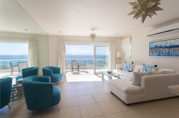 Oceanfront Penthouse, **Breathtaking Views** - Punta Mita