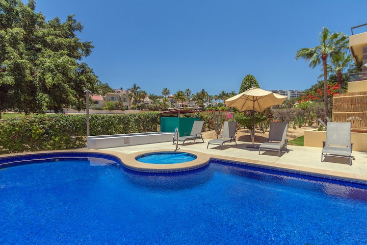 Two Level Condo With Private Studio, Next To Pool - San José del Cabo