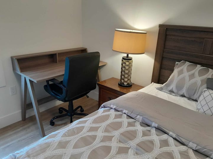 2-br Oasis Near Downtown Moncton - Moncton