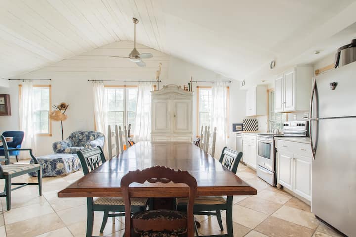 Southampton Village, Pool, Fireplaces, Walk To All - State of New York