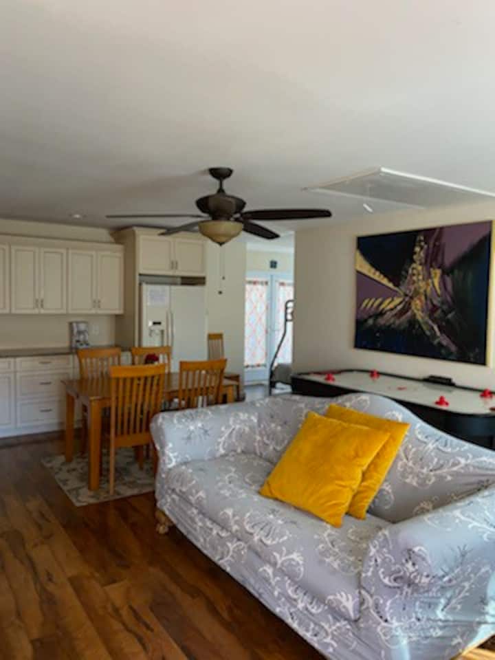 Large Apartment Area With Lots Of Space! - Port Jefferson, NY