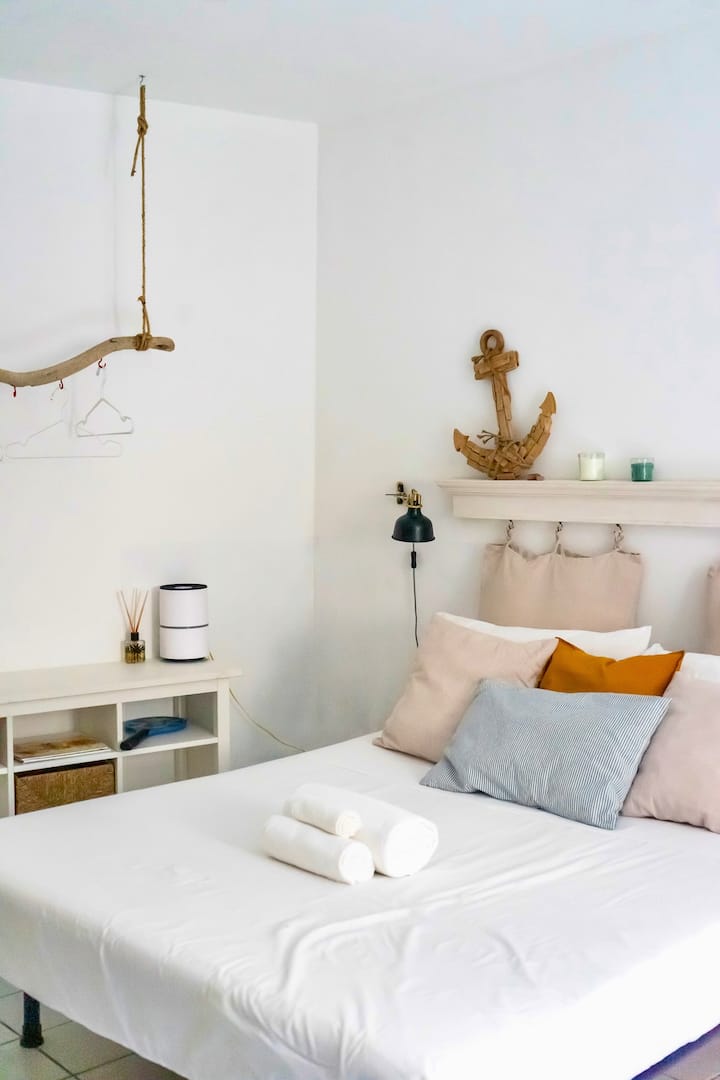 Tiny Home At One Step From The Sea - Syracuse