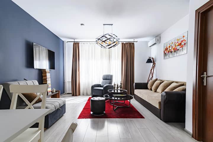 10 Seconds Away From The Main Street, Free Parking - Sofia