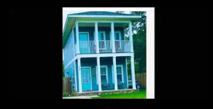 Practically Perfect Place In Every Way - Pensacola, FL