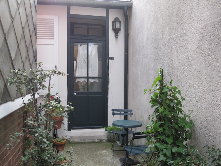 Deauville Eglise-hippodrome "Studio à L'annexe" - Deauville