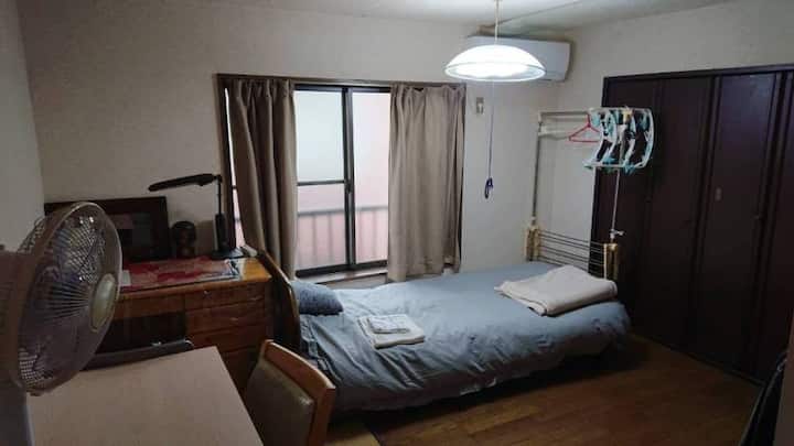 ３、 長期の方にお勧めのシェアハウス。無料設備で光熱費と初期経費削減を。Jrと私鉄の利用も可能です。 - 小平市