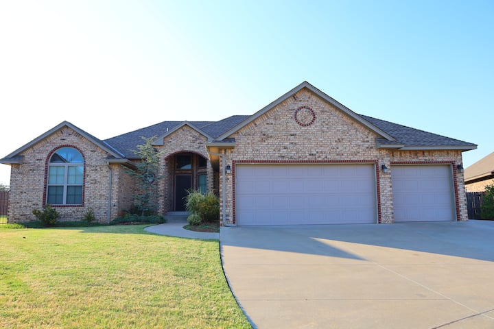 "Live Like A Local, Stay Like A Guest" - Yukon, OK