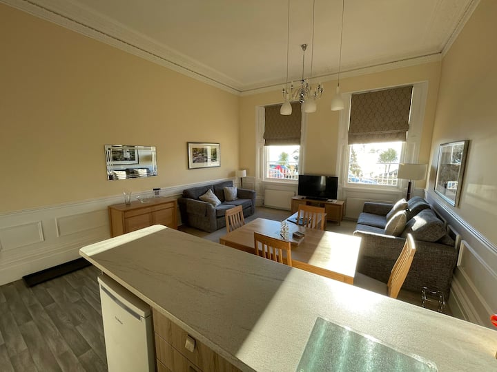 The Osborne Apartments - Apt 14 - 1 Bed Sea View - Torquay