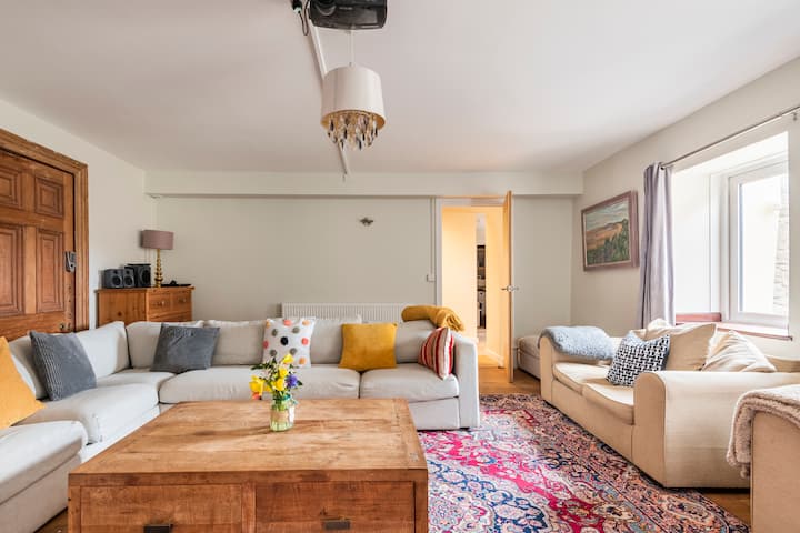 Duffields Farm- Redbrook, Nr Monmouth (Sleeps 18) - Ross-on-Wye