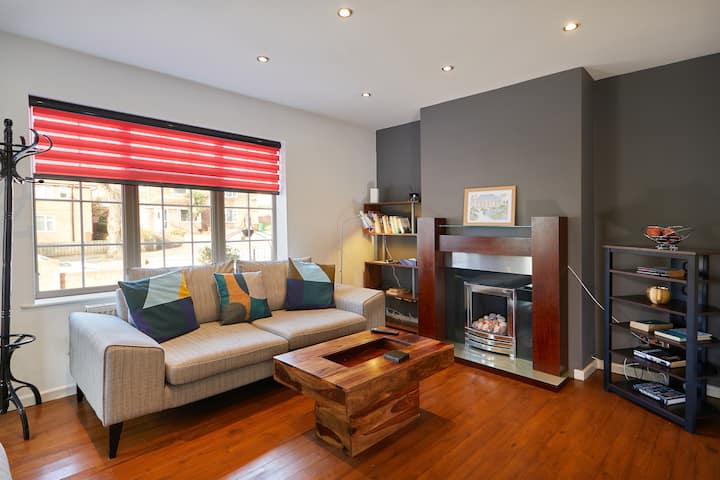 Stylish 2 Bedroom House - 5 Mins From City Centre - Nottingham