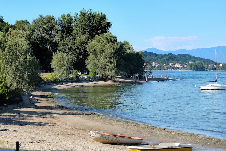 Villa Motti Quadri  In Arona - Arona