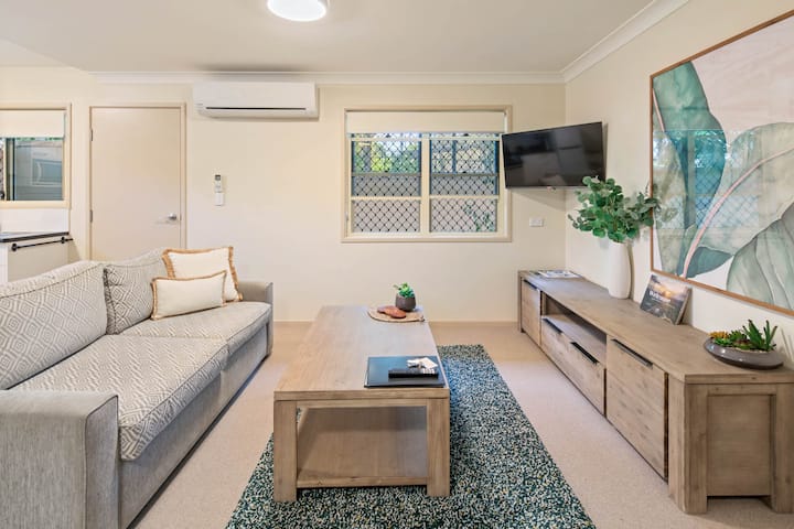 The Tamarind  At The Guesthouse: Fresh & Spacious - Maleny