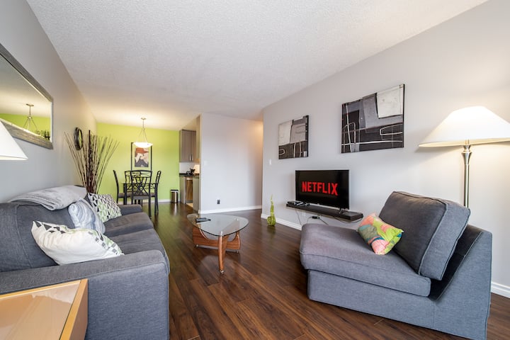 Stylish Long Term Suite W/office. Great Location - Edmonton