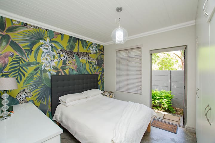 Stellenbosch Flat Walking Distance To Town. - Stellenbosch