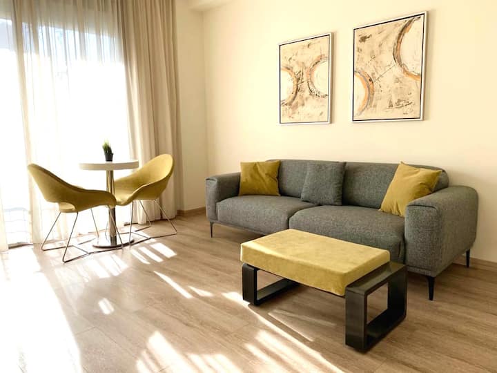 Perfect 2 Bedrooms Luxury Apartment In City Centre - Beirut