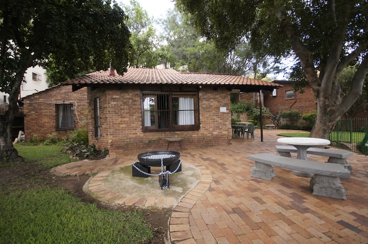 Due Season Getaway 
For 2 Guests - Hartbeespoort