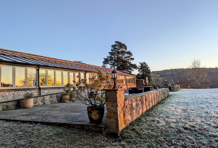 The Slack, The Lookout (Summer Discounts!) - Bakewell