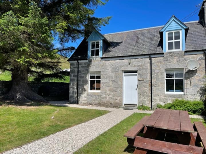 Jock's Cottage In The Highlands Blarich Estate - Lairg
