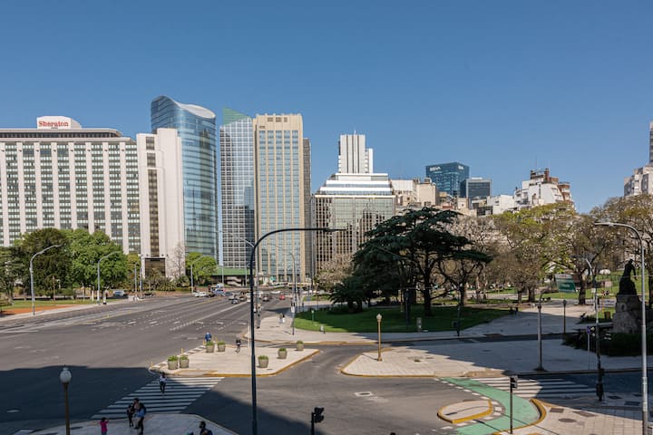 Apartamento Super Luminoso En Plaza San Martin - Buenos Aires