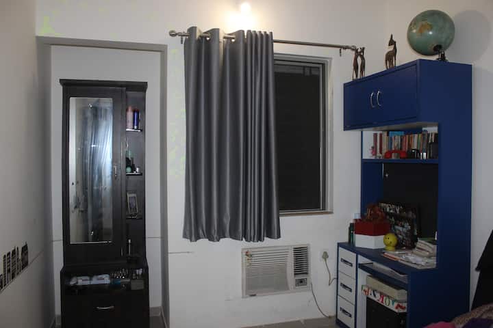 Comfortable Private Room -  Work Travellers - Kalyan