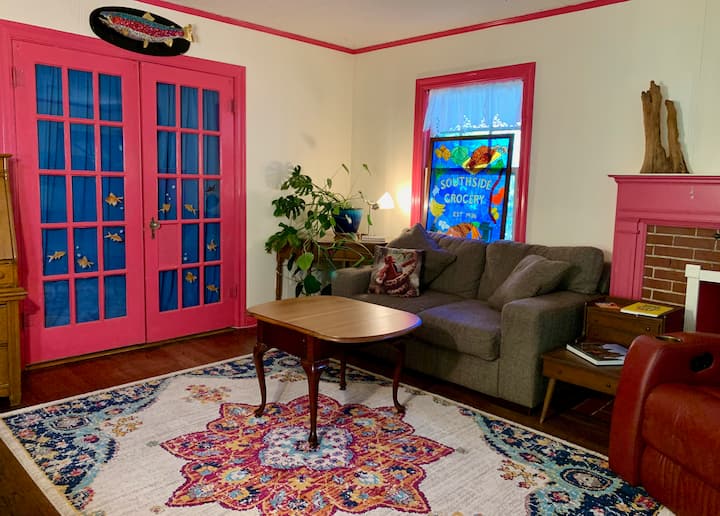 Artist's Retreat, Entire House 1/2 Block From Ou - Norman, OK