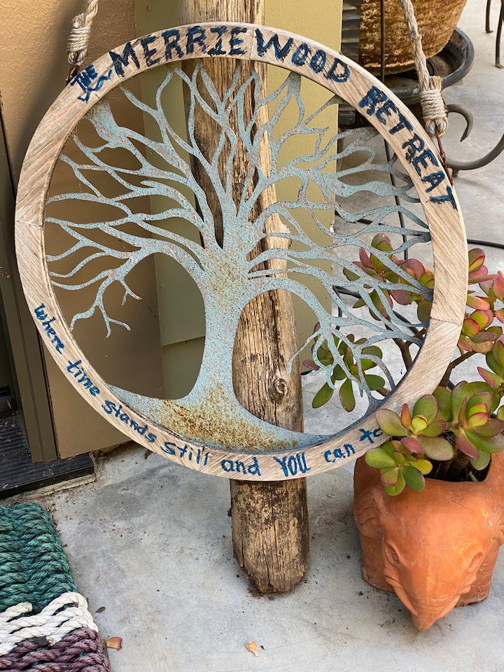 Merriewood Retreat    Enjoy 
 Quiet Peace - Oakland, CA