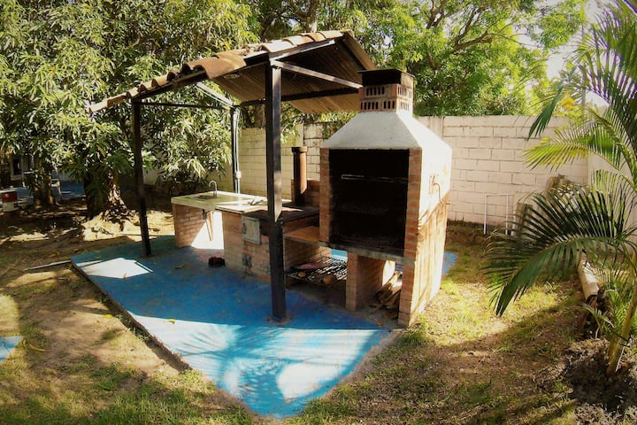 Finca Para Festivos. Piscina Y Jacuzzi Privados - Melgar