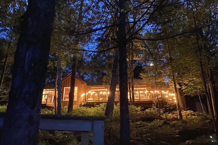 Koshlong Lake Vacation Rentals & Homes - Highlands East, Canada | Airbnb