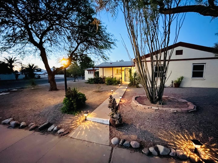 Hacienda Del Saguaro - Tucson, AZ