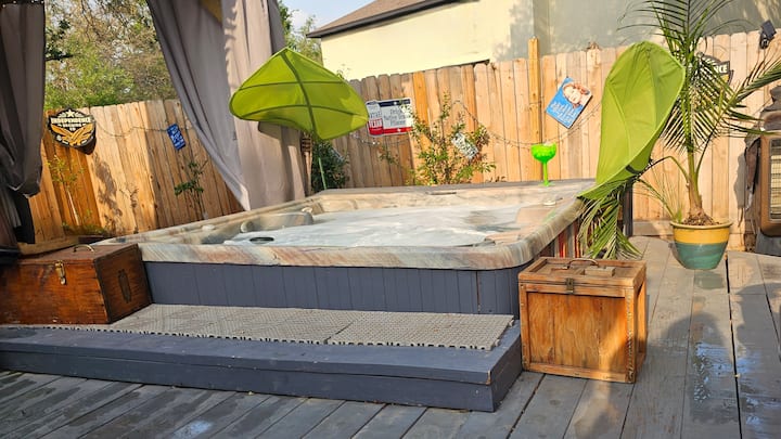 Hot Tub, Fire Pit, Game Rm Austin Lake Travis Sxsw - Leander, TX