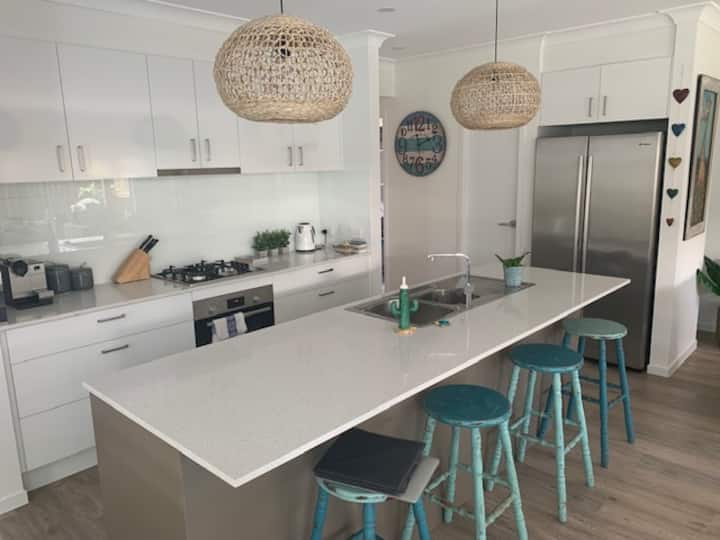 Nautilus Beautiful 2 Bedroom Beach House - Kingscliff