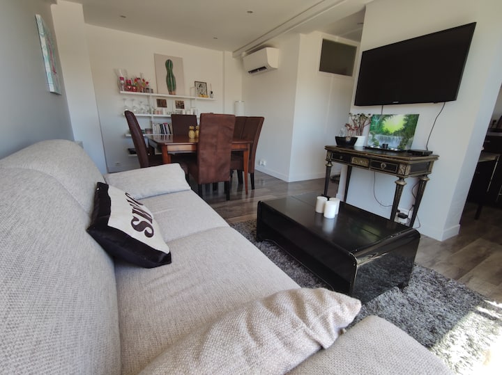 Charmant 3 Pièces Climatisé à 2 Pas De La Mer - Juan-les-Pins