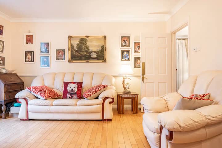 Single Room To Let (The Green Room) - Dublin