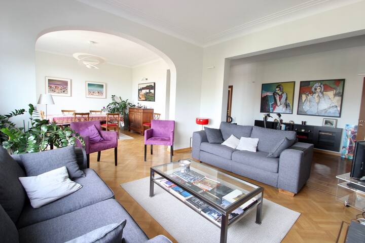 Magnifique Penthouse De 155 M^2 Avec Vue 360° - Brussels