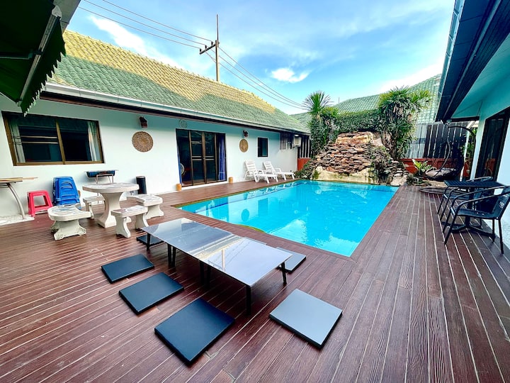 Bali Tropicana Pool Villa - Pattaja