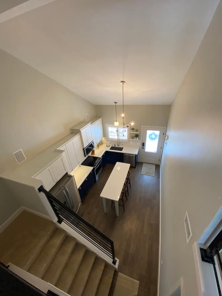 Rehoboth Beach Townhome - Lewes, DE