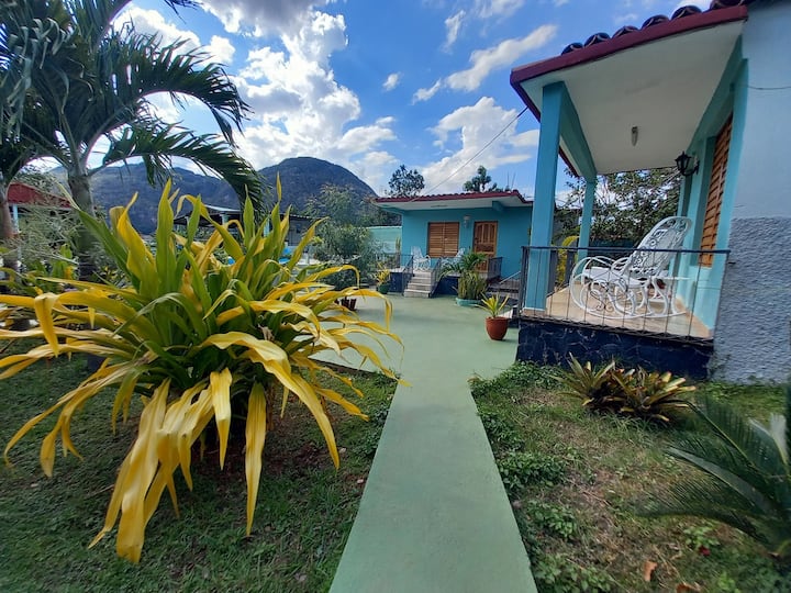 Casa Leyanis Y Jesus A.(hab.5) & Wifi Free+pool - Vinales
