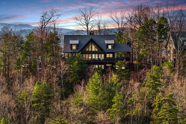 A+ Views | Hottub | King Bed | Gamerm | Mins To Br - Georgia