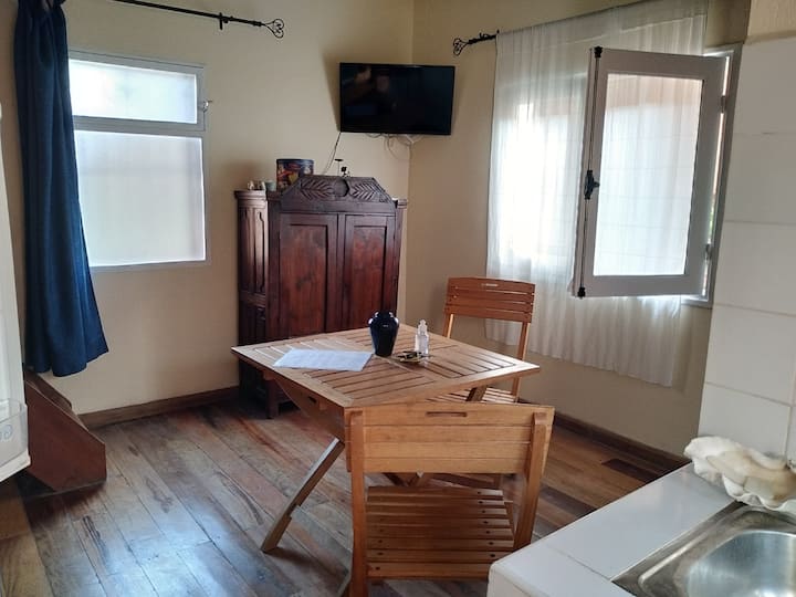 Ambatobe : Studio Accueillant, Calme. - Antananarivo