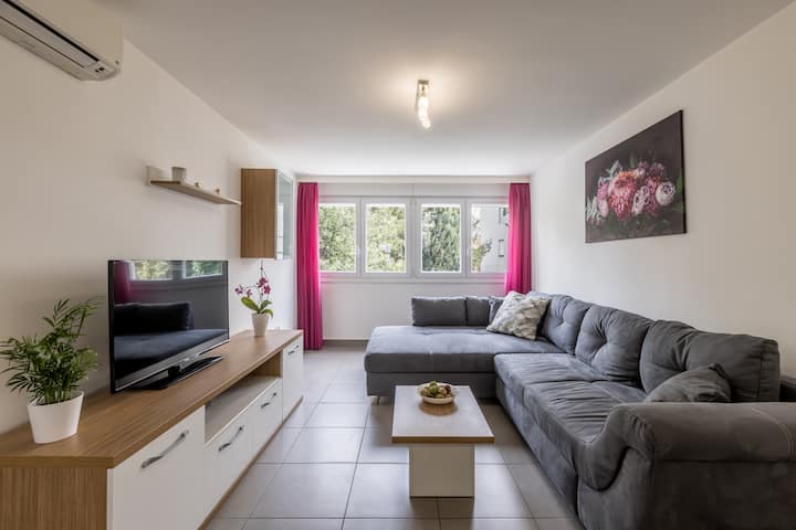 Ivica Apartment2 In Center With 3 Air Conditioners - Split