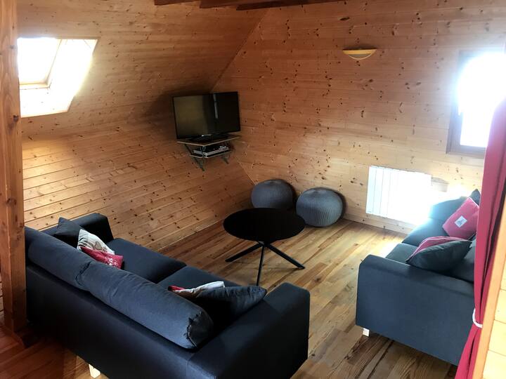Chalet Sur Flanc De Colline Promo 1 èRe De Juillet - Super Besse