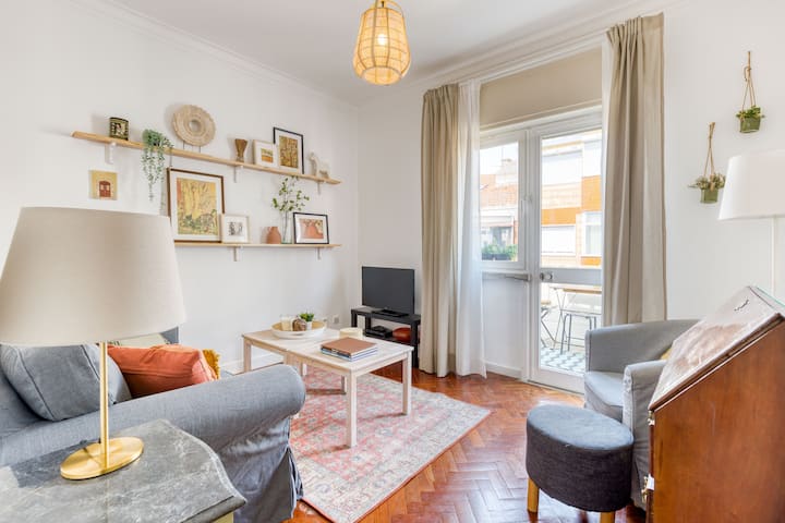 Damasceno Apartment (With Ac/balcony/no Elevator) - 里斯本