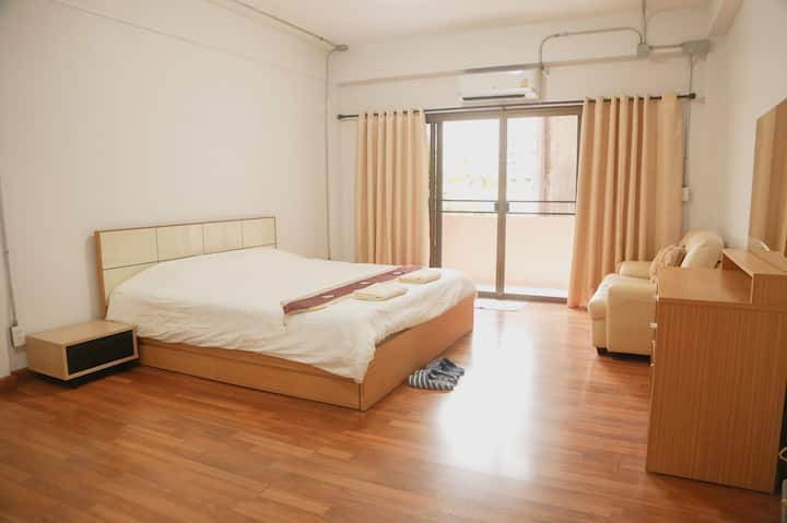 Baan Seree – Unit #4 - Bangkok