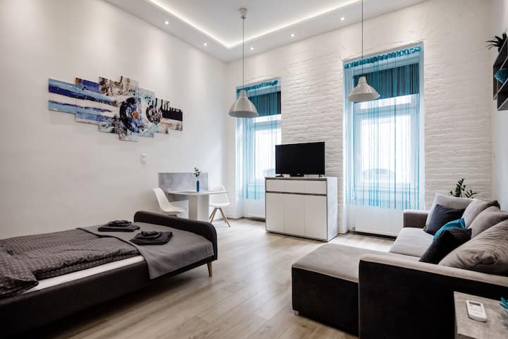 Elegant Studio In Central Budapest - Budapest