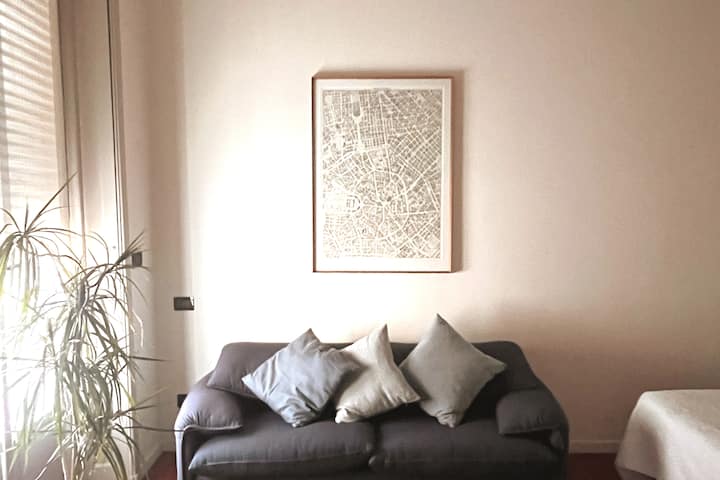 A Peaceful Place In The Big City - Milão
