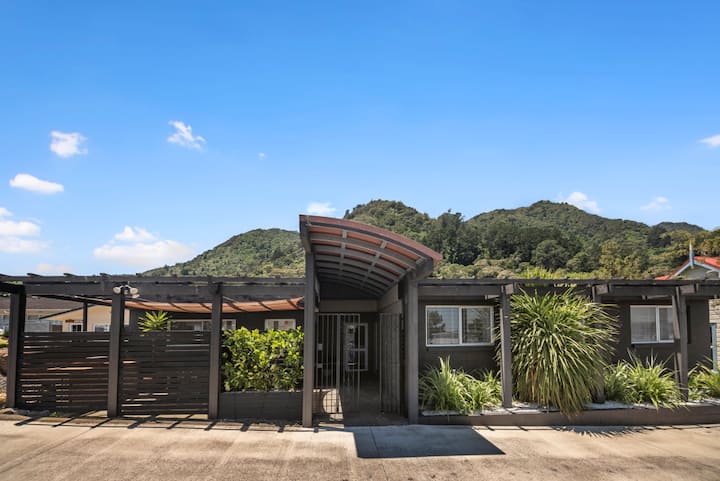 Apartment 1 - 106 'On Whitaker' Boutique Apartment - Te Aroha